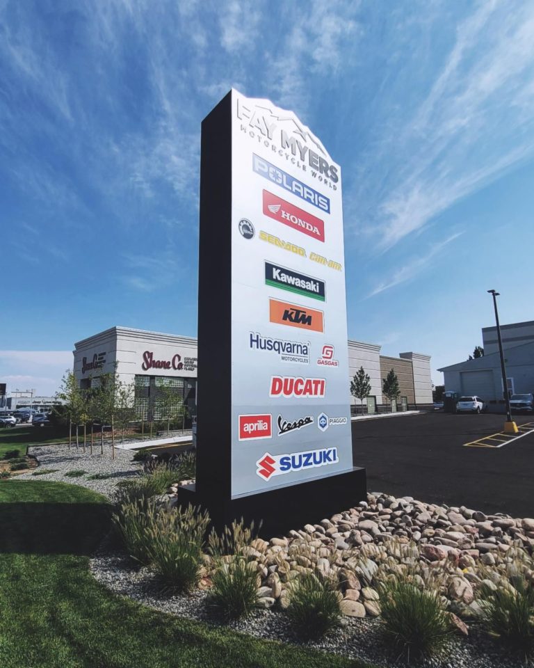 Custom Multi-Tenant Monument Sign Design Considerations